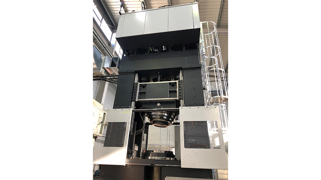 Forja rotativa. RF-550 | AFM